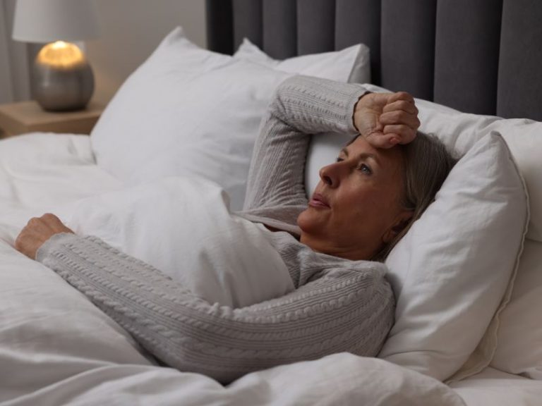 Sofocos en la menopausia: causas, síntomas y consejos